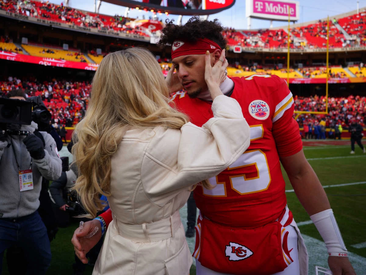 Patrick Mahomes Debuts Fresh Hairstyle After Super Bowl Loss